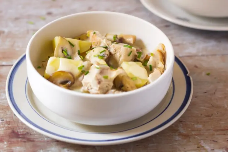 Rabbit Fricassee ('Kaninchenfrikassee') - My German Table