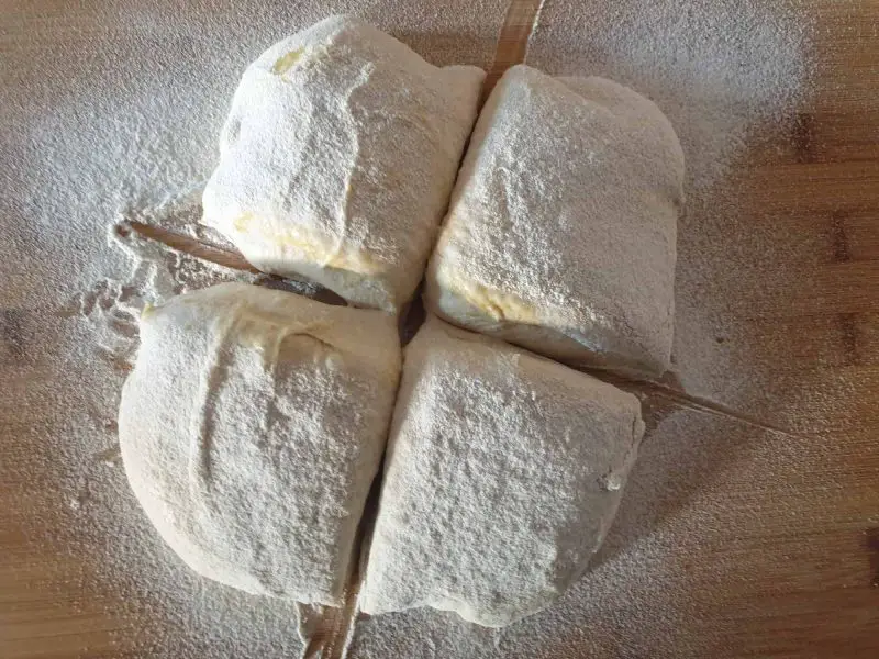 Swiss Sourdough Bread Rolls ('Bürli') - My German Table